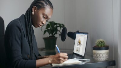 創造力を生み出す「ウォーキングミーティング」とは？ – Work Conditioning Tips!